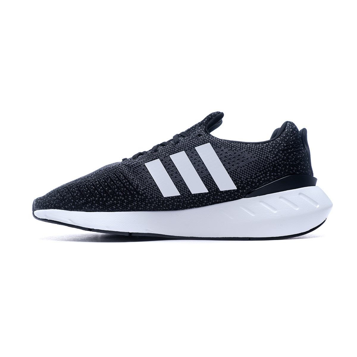 Zapatilla adidas Swift Run 22 Core Black-White-Grey Five - Fútbol Emotion