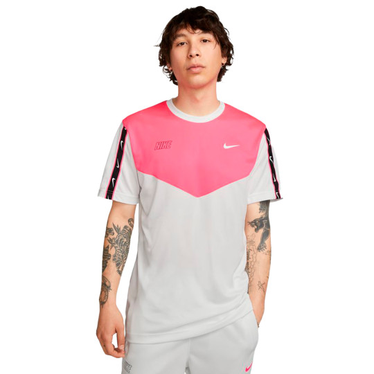 Playera Nike Sportswear Repeat Summit White-Hyper Pink-White - Fútbol ...