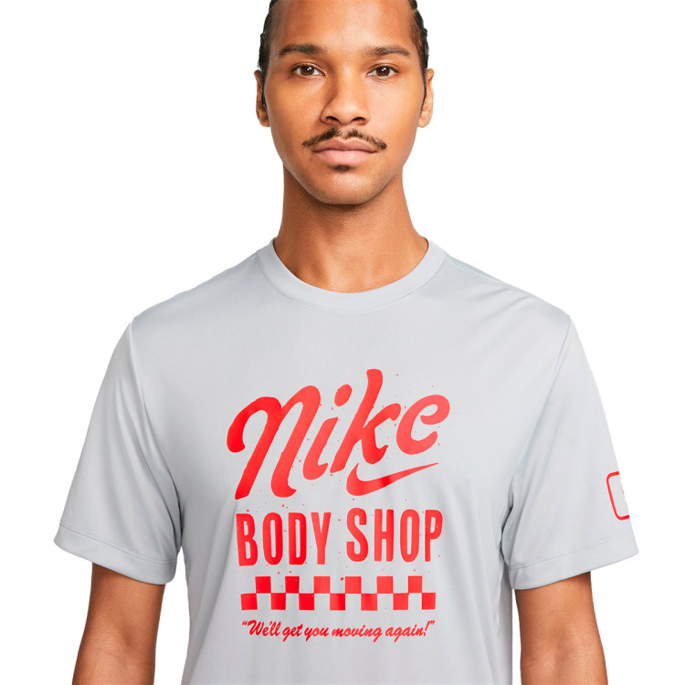 Camiseta Nike Dri-Fit Body Shop Wolf Grey - Fútbol Emotion