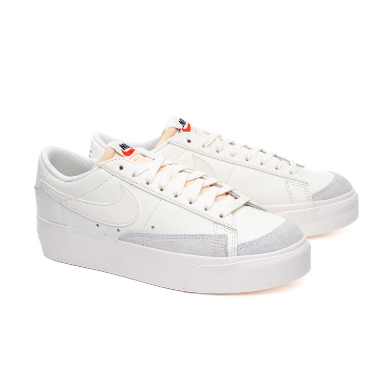 Zapatilla Nike Blazer Low Platform Mujer Black-White-Orange-Clear ...