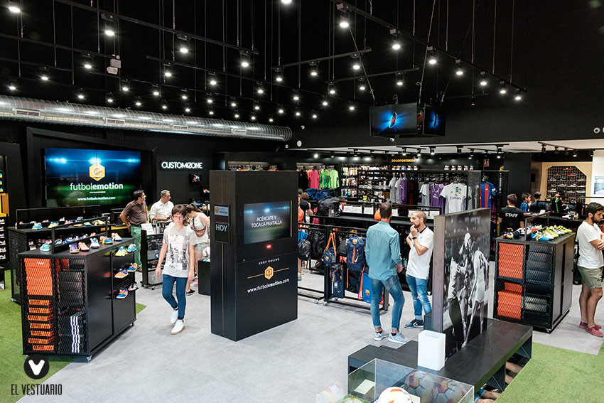 Nueva tienda Futbol Emotion Puerto venecia - Blogs - Fútbol Emotion