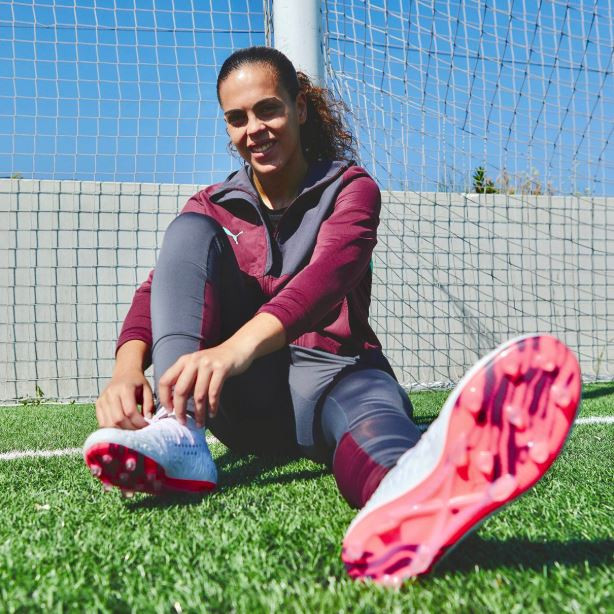 Andrea Falcón y Ángela Sosa con Puma Football - Blogs - Fútbol Emotion
