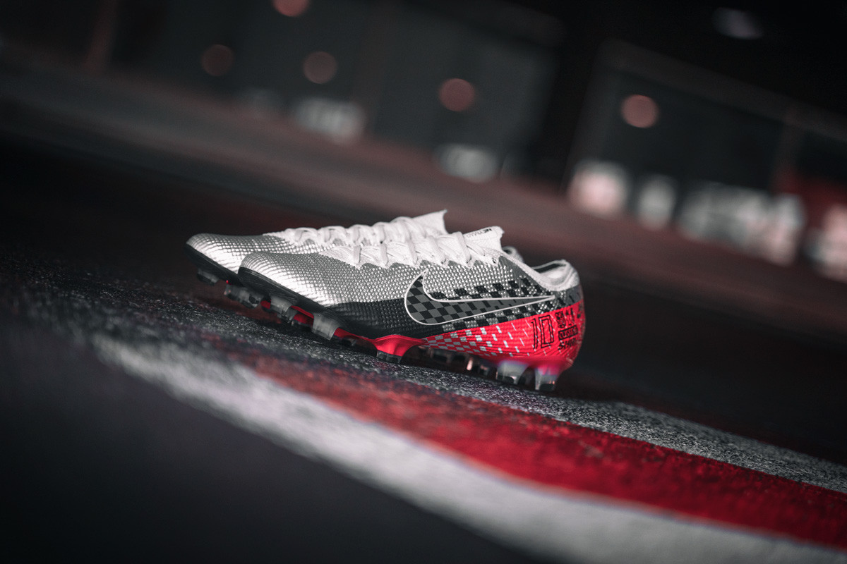 A NOVA CHUTEIRA NIKE DE NEYMAR JR - SPEED FREAK - Blogs - Fútbol Emotion