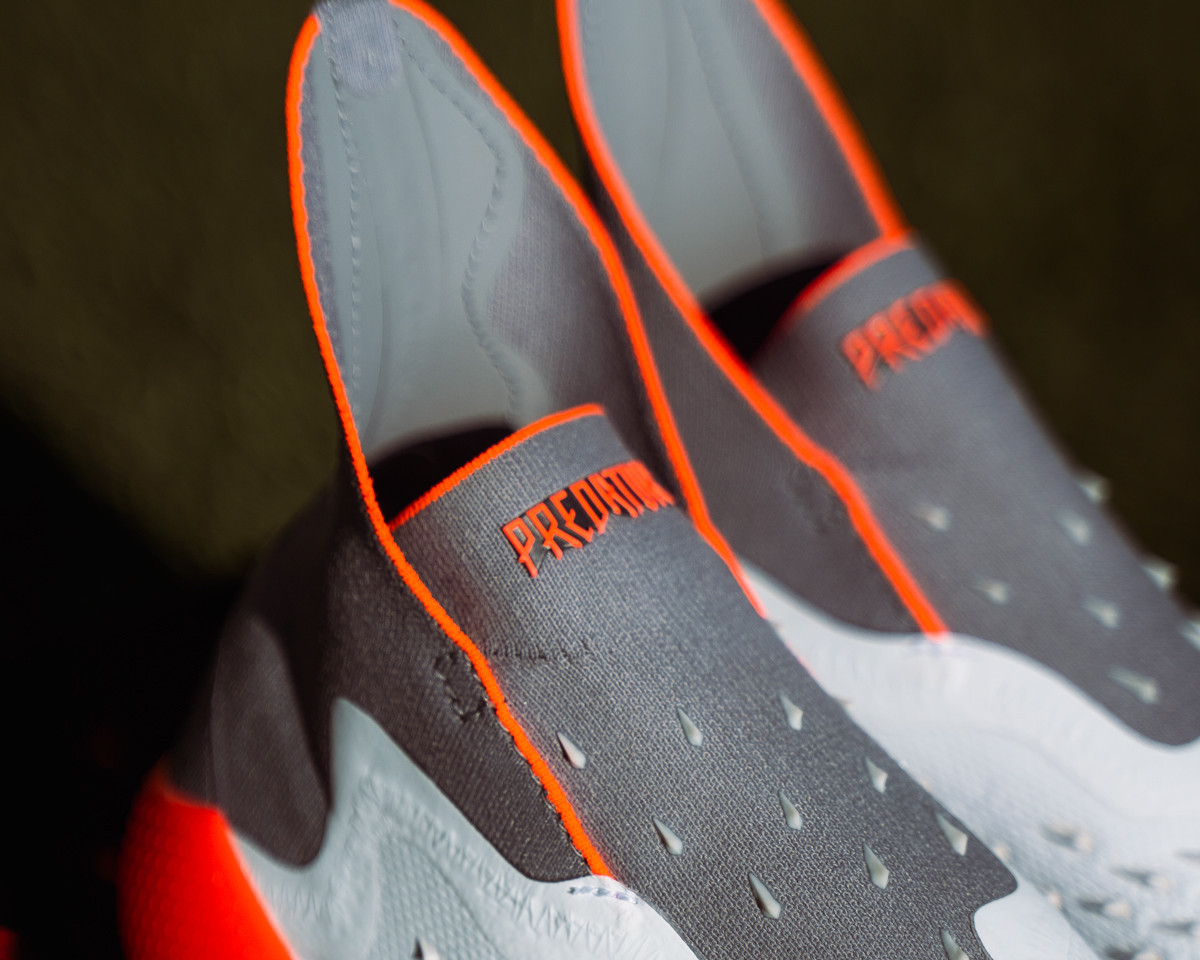 Predator Edge vs Predator Freak - Blogs - Fútbol Emotion