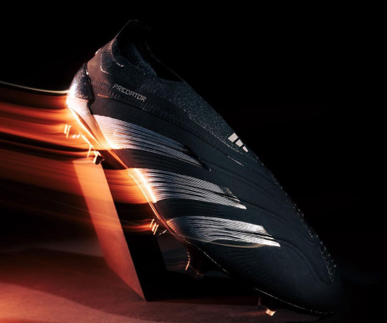 Nuevo adidas Predator “Black pack” - Blogs - Fútbol Emotion