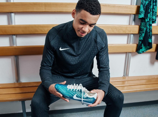 Nike tiempo Legend X "Emerald" 30 Aniversario - Blogs - Fútbol Emotion